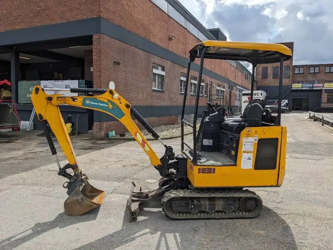 JCB 15c-1 Minibagger / Kompaktbagger | Minigraafmachine rups - TrucksNL