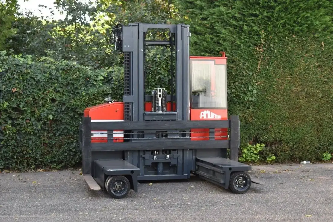 Zijlader Heftrucks kopen - gebruikt en nieuw - TrucksNL