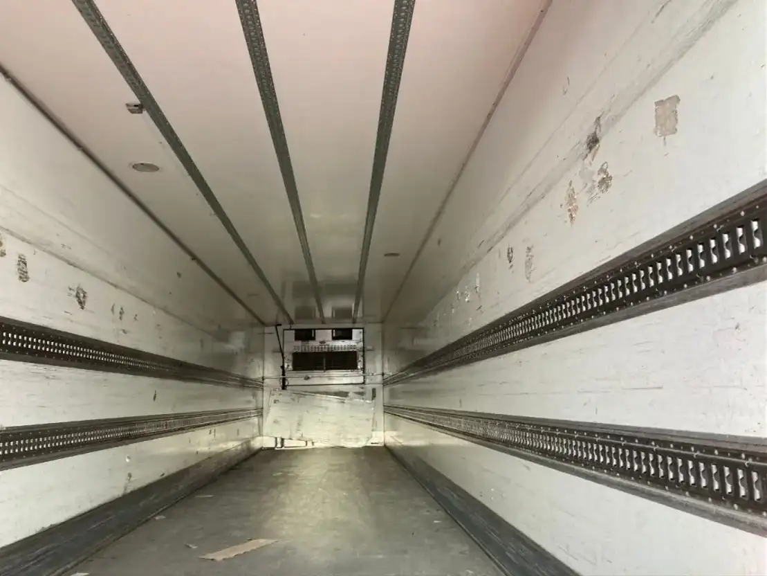 HTF HZO 39 Stuuras Laadklep | Koel-vries oplegger - TrucksNL