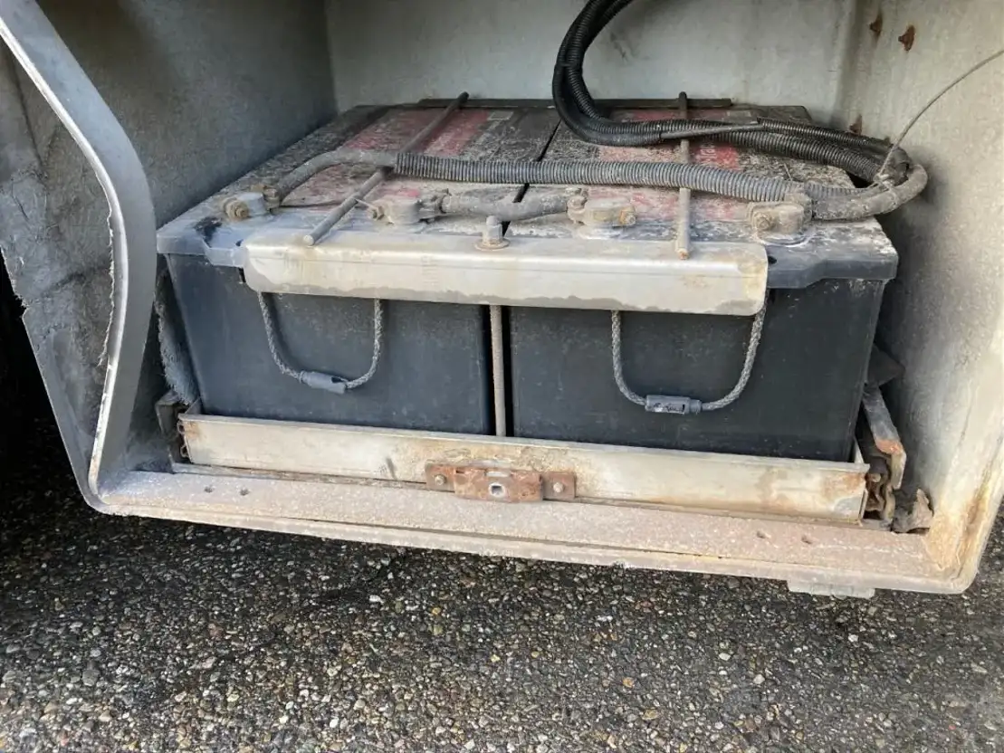 HTF HZO 39 Stuuras Laadklep | Koel-vries oplegger - TrucksNL