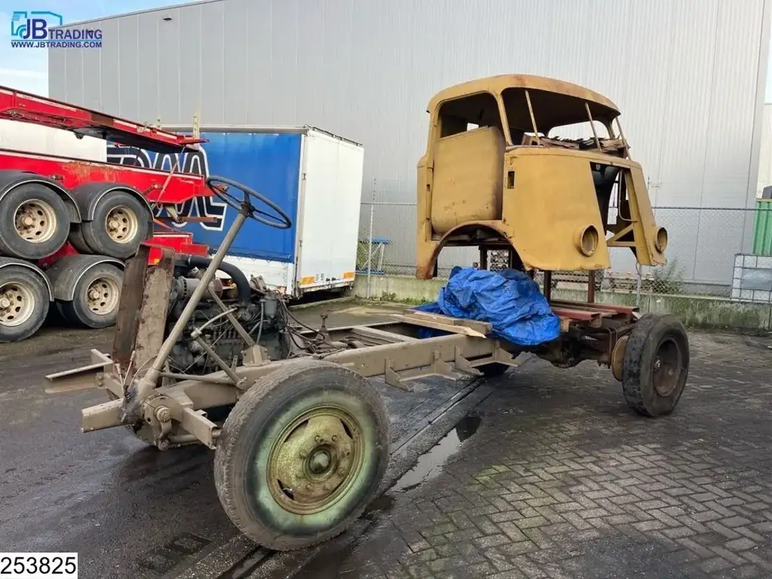 DAF 1600 A1600 Truck incomplete | Chassis cabine vrachtwagen - TrucksNL