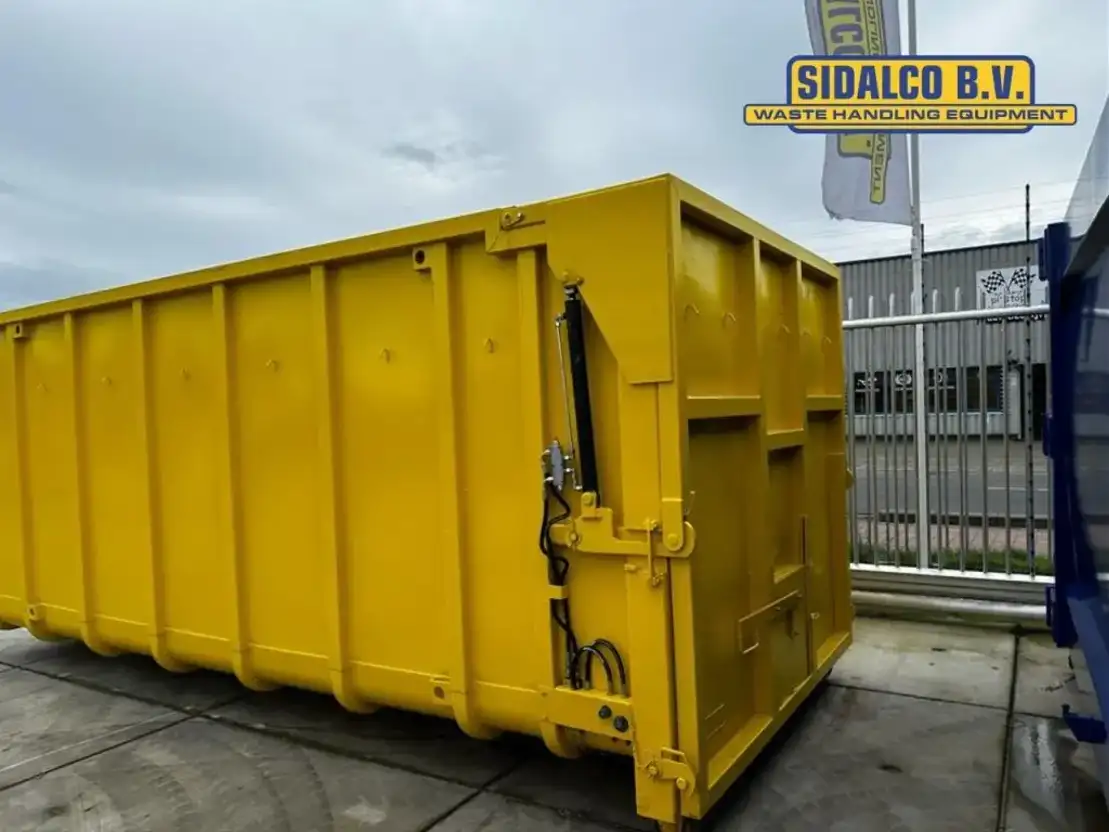 Milieucontainers kopen - gebruikt en nieuw - TrucksNL