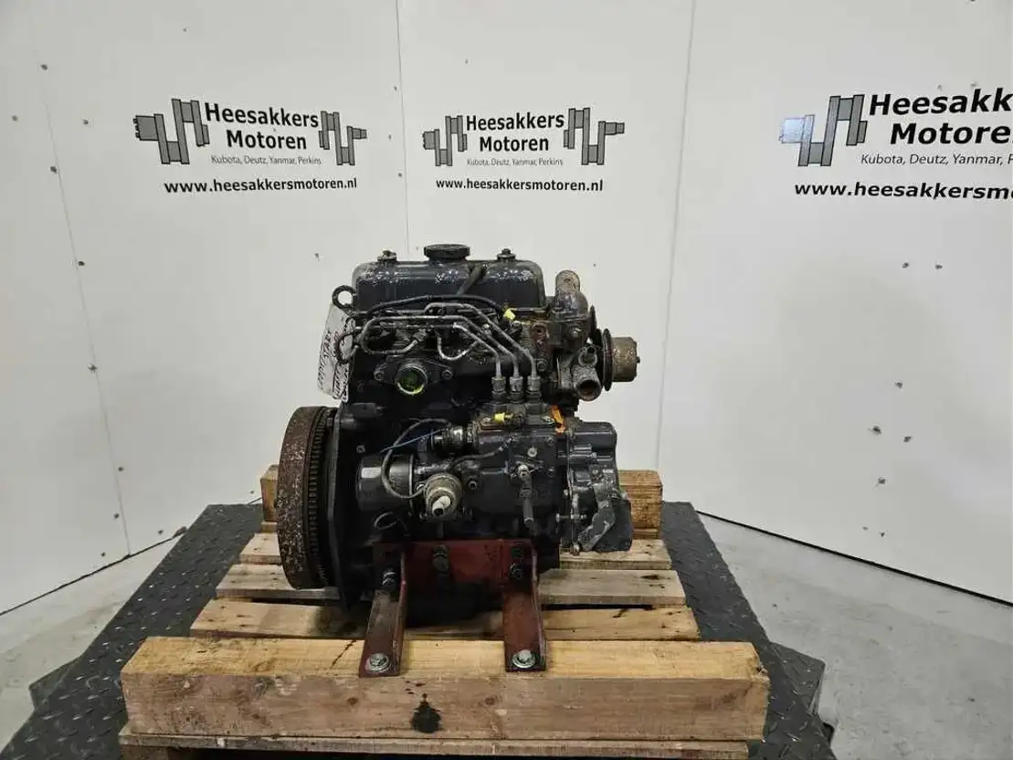 Mitsubishi K3B | Motor vrachtwagen onderdeel - TrucksNL