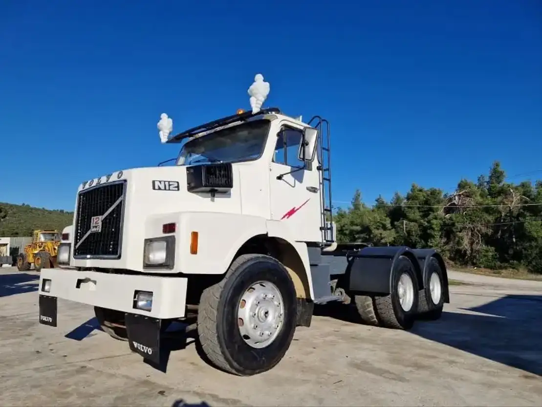 Volvo N 12 Volvo N12 6X4 | Torpedo front trekkers - TrucksNL