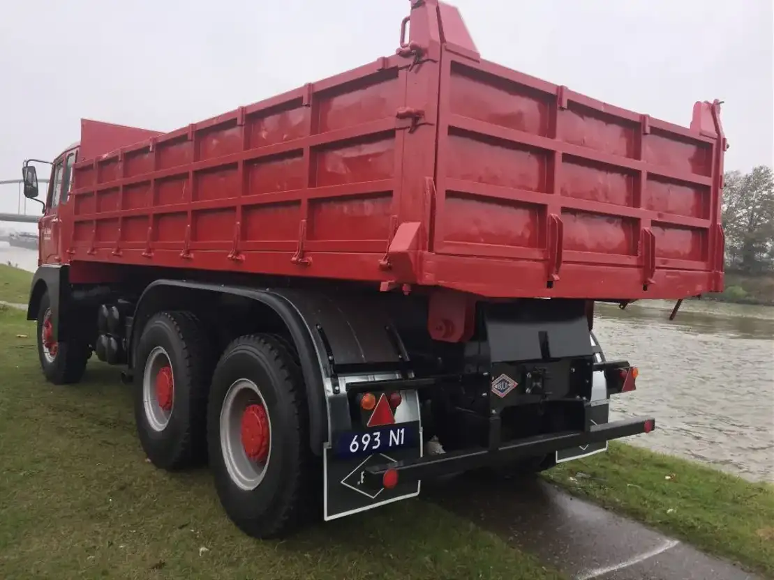 Fiat 693 N1 6x4 | Oldtimer vrachtwagen - TrucksNL