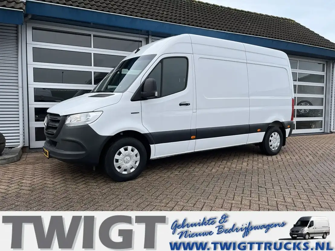 Mercedes-Benz e-Sprinter eSprinter L2H2 41 kWh | Gesloten bestelwagen ...