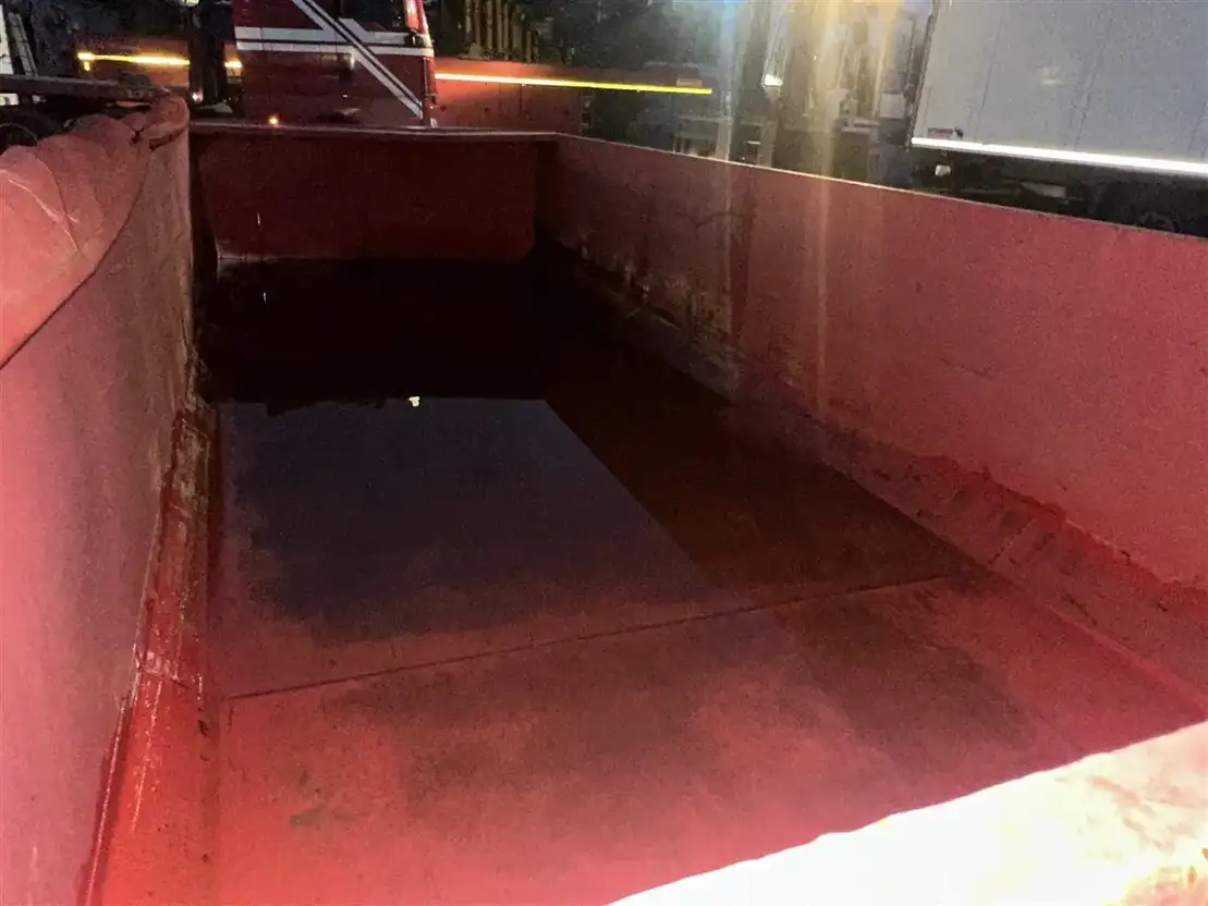 Diversen Vantæt container 16m3 | Diverse containers - TrucksNL