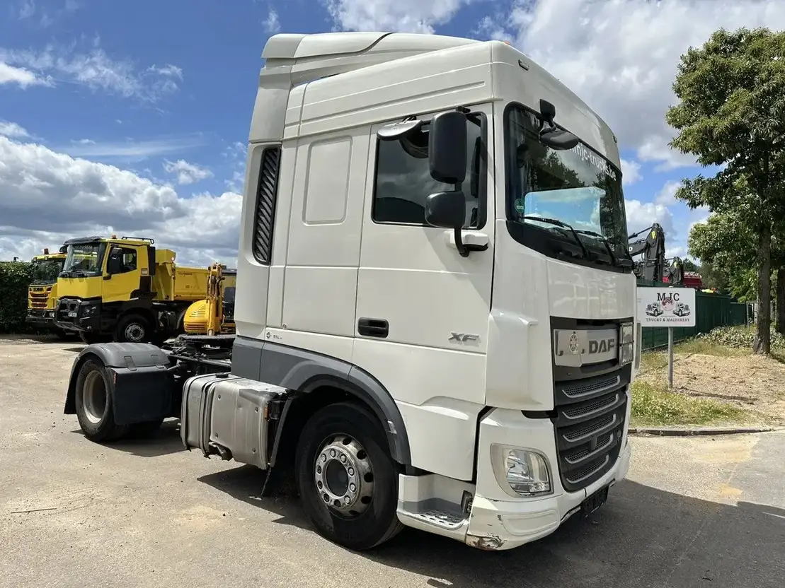 For sale: DAF XF 450 SC - *470.000km* - PTO HYDR - ALCOA ALU - TÜV 07 ...